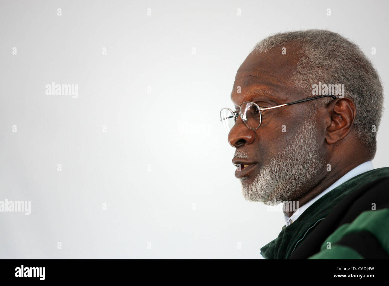 Dr david satcher hi-res stock photography and images - Alamy
