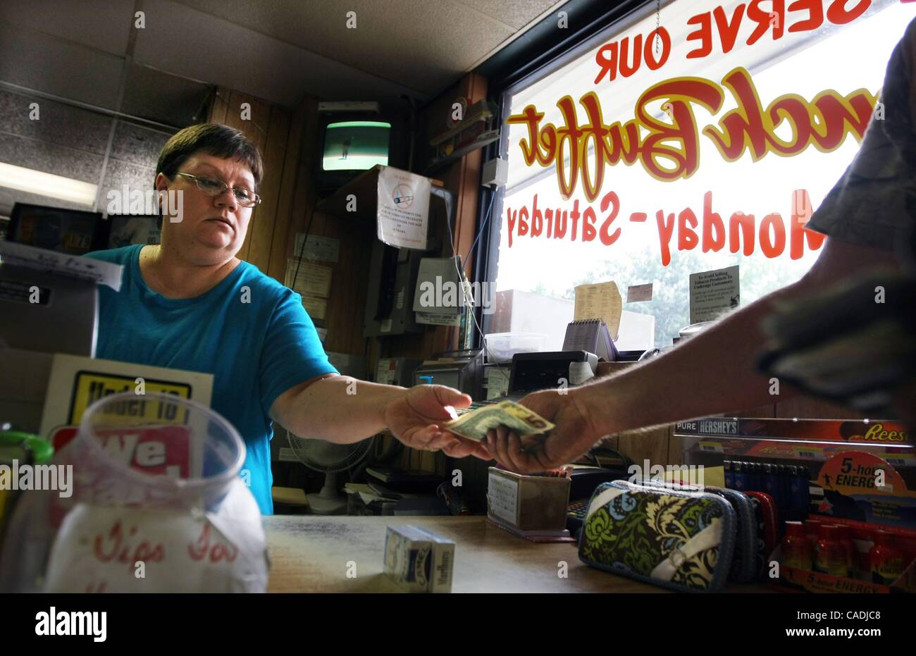 Toyota plant blue springs hi-res stock photography and images - Alamy