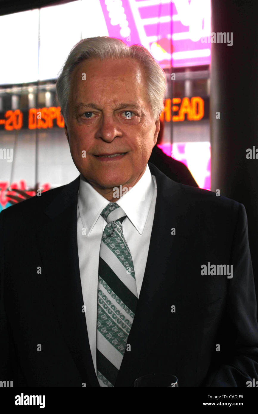 Robert osborne hi-res stock photography and images - Alamy