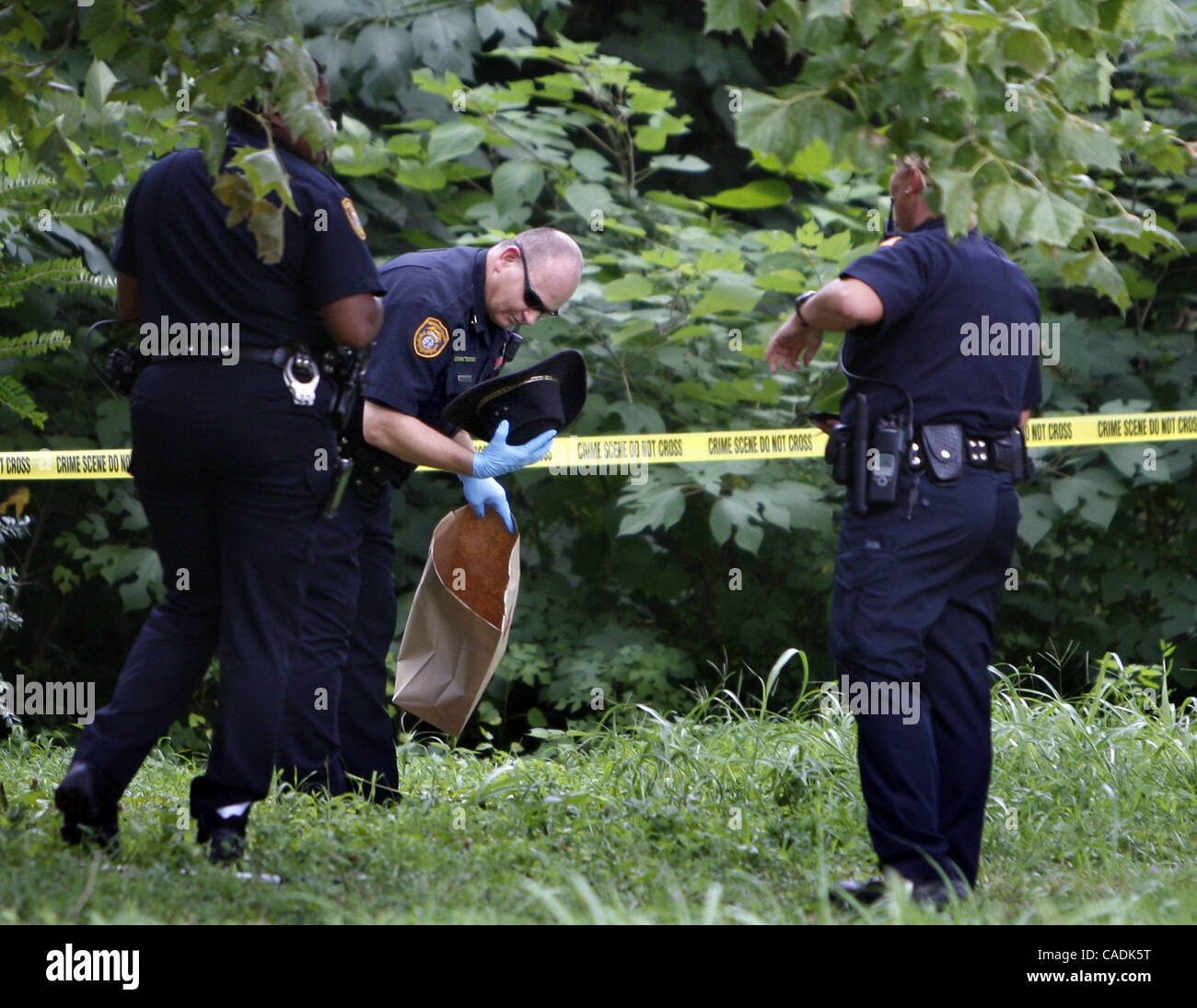 July 20, 2010 - Memphis, TN, U.S. - July 20, 2010 - MPD crime scene ...