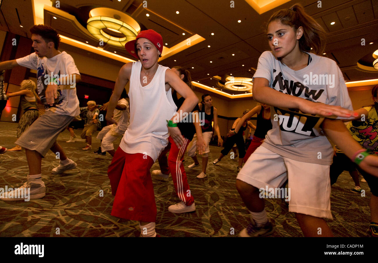 July 27, 2010 - Las Vegas, Nevada, USA - The Urban Moves Dance Workshop ...
