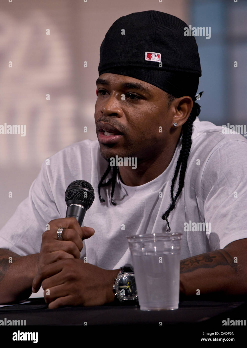 Sho tyme hi-res stock photography and images - Alamy