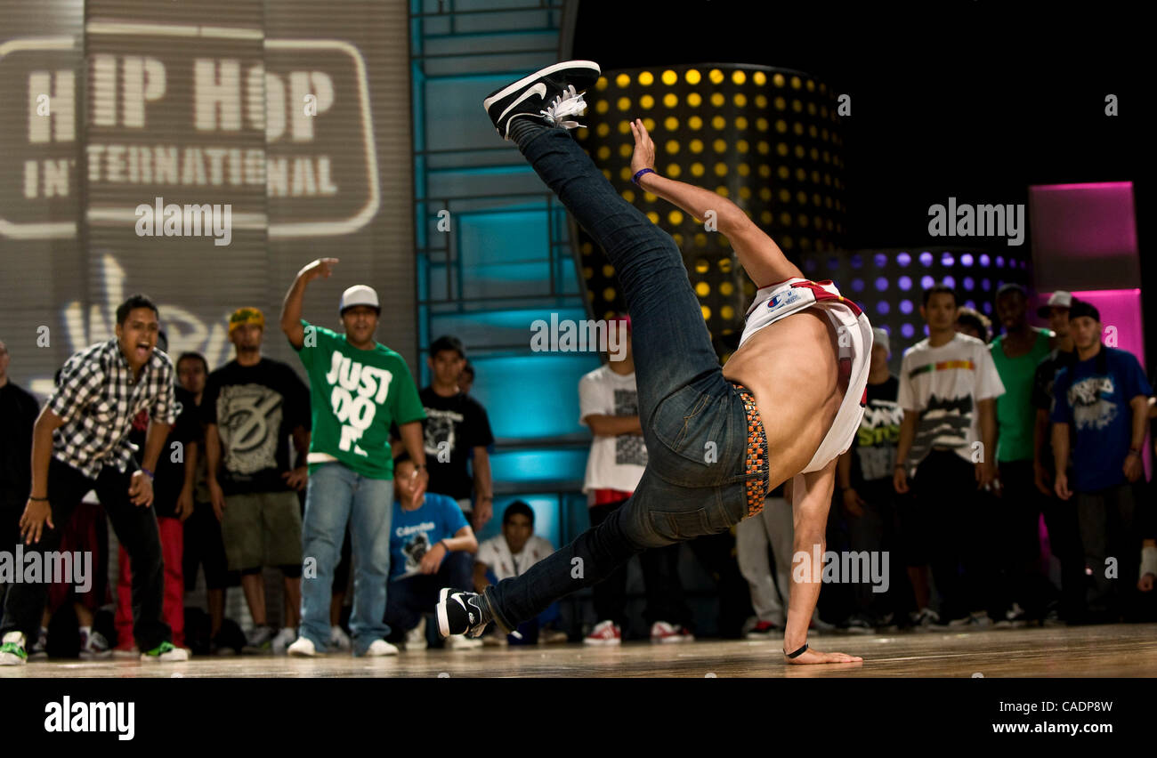 July 31, 2010 - Las Vegas, Nevada, USA - Competitors dance in the World ...