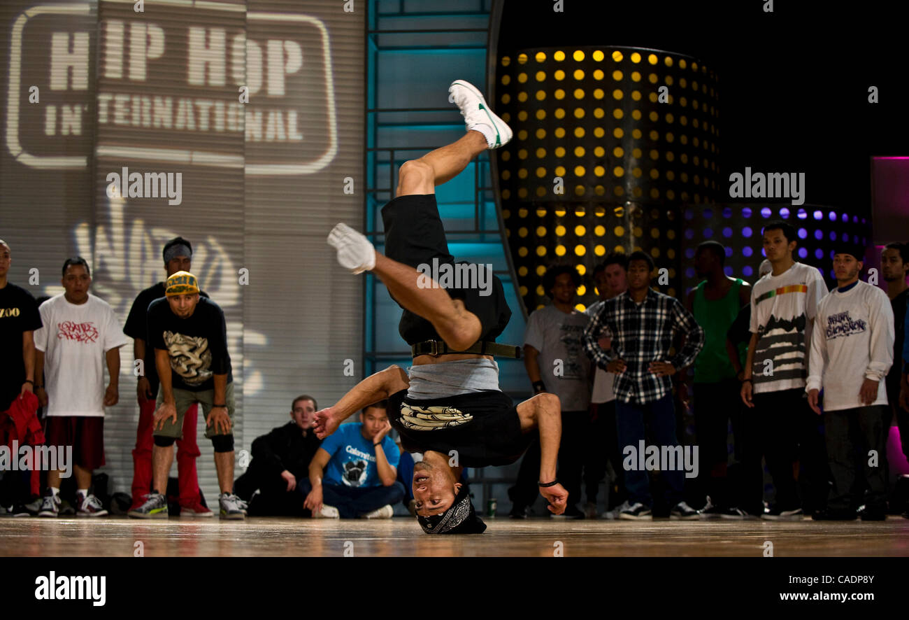 July 31, 2010 - Las Vegas, Nevada, USA - Competitors dance in the World ...