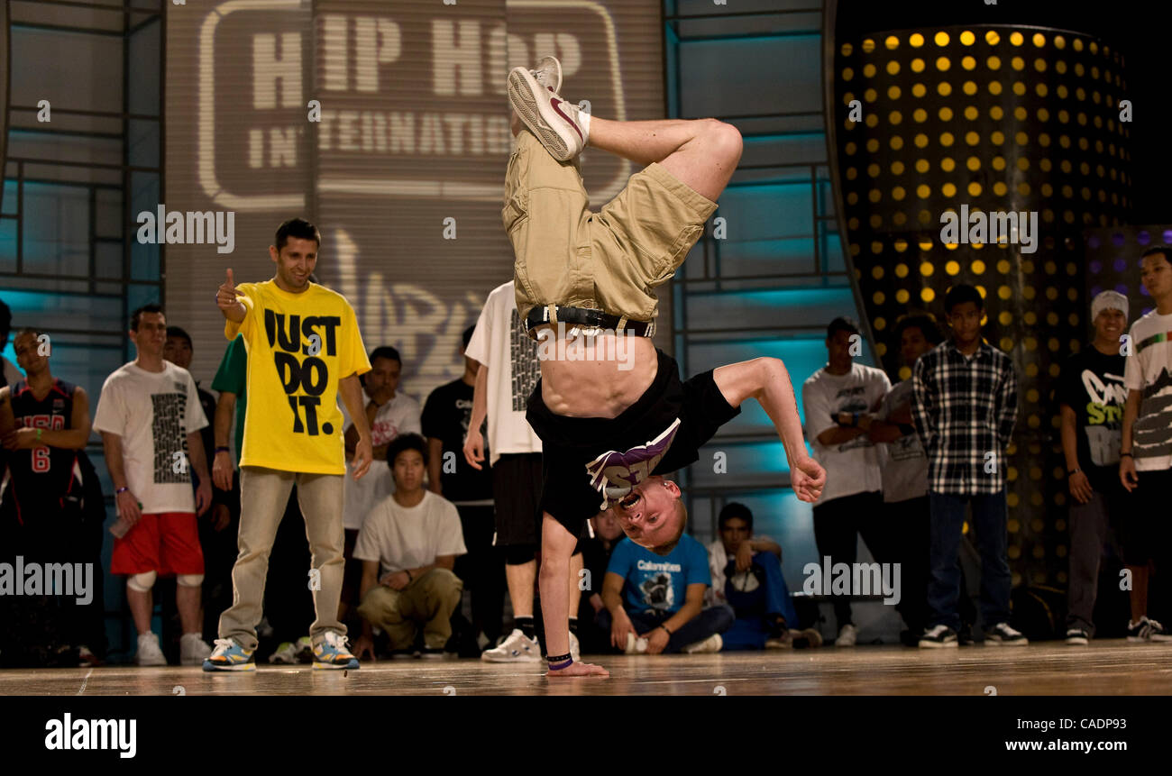 July 31, 2010 - Las Vegas, Nevada, USA - Competitors dance in the World ...