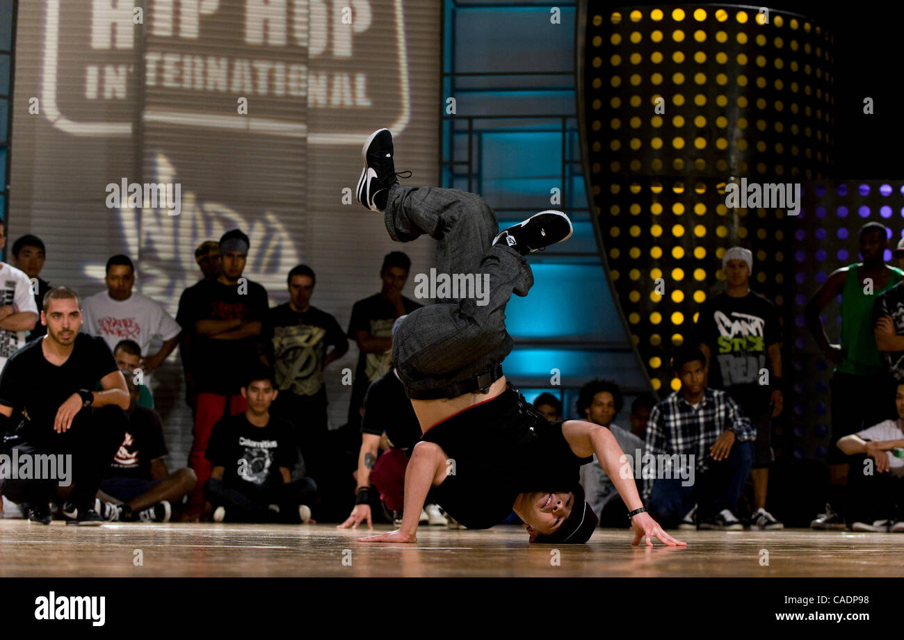 July 31, 2010 - Las Vegas, Nevada, USA - Competitors dance in the World ...
