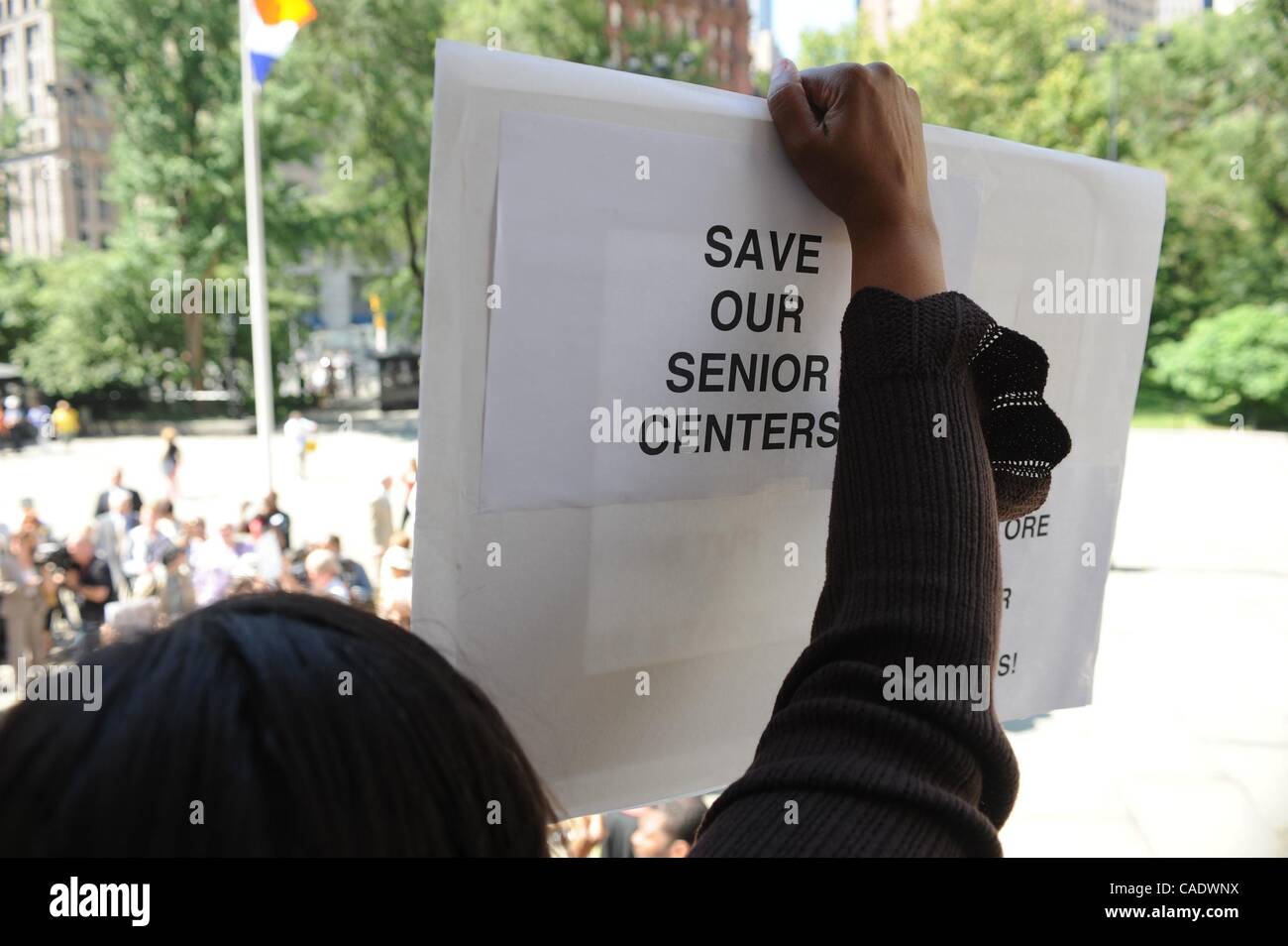 Jun 15, 2010 - Manhattan, New York, USA - Hundreds of senior citizens ...