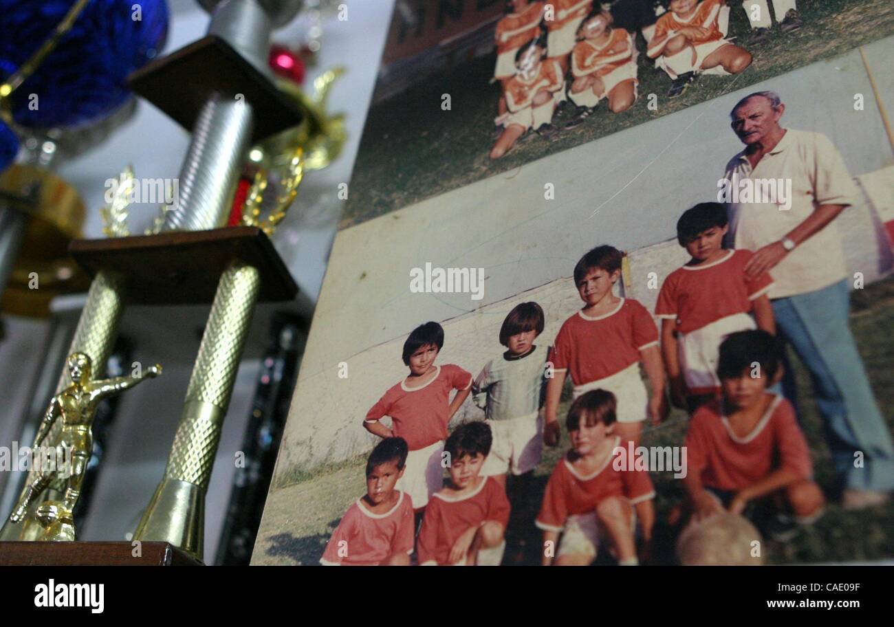 Lionel messi front hi-res stock photography and images - Alamy