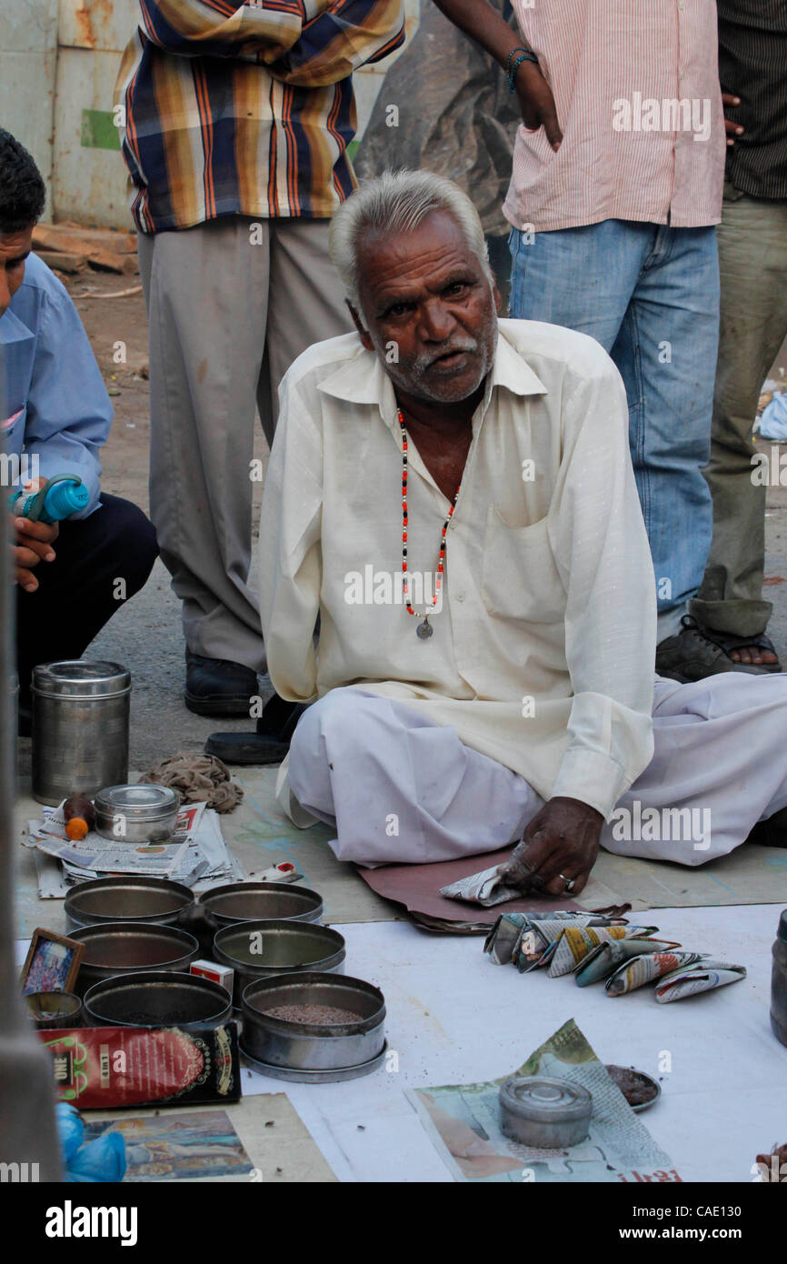 Doctor in rural india hi-res stock photography and images - Alamy