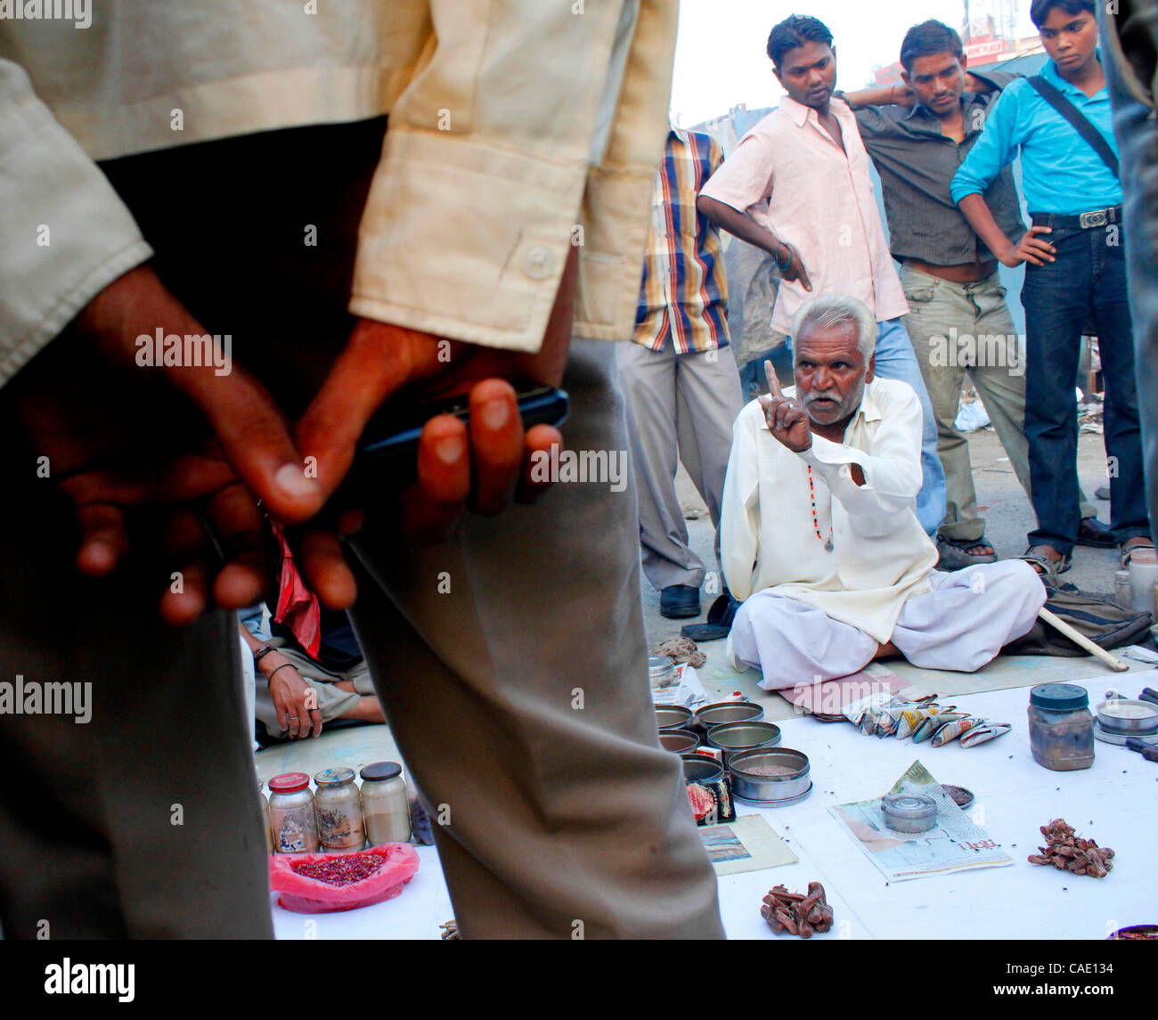 Doctor who in india hi-res stock photography and images - Alamy