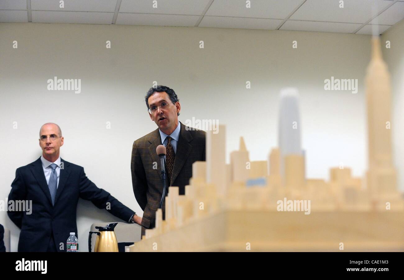 Aug. 23, 2010 - Manhattan, New York, U.S. - DAVID GREENBAUM (L ...