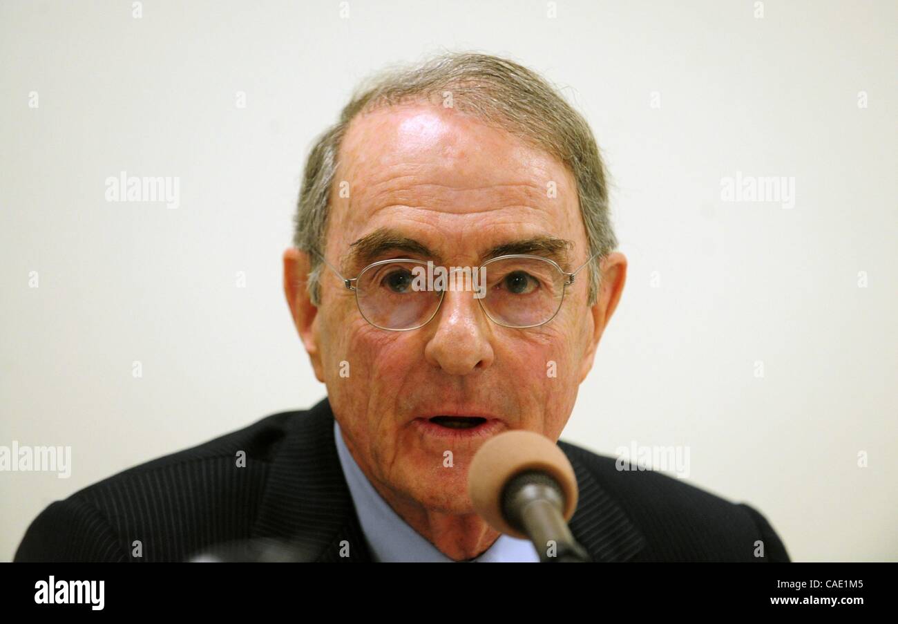 Aug. 23, 2010 - Manhattan, New York, U.S. - PETER MALKIN of Malkin ...
