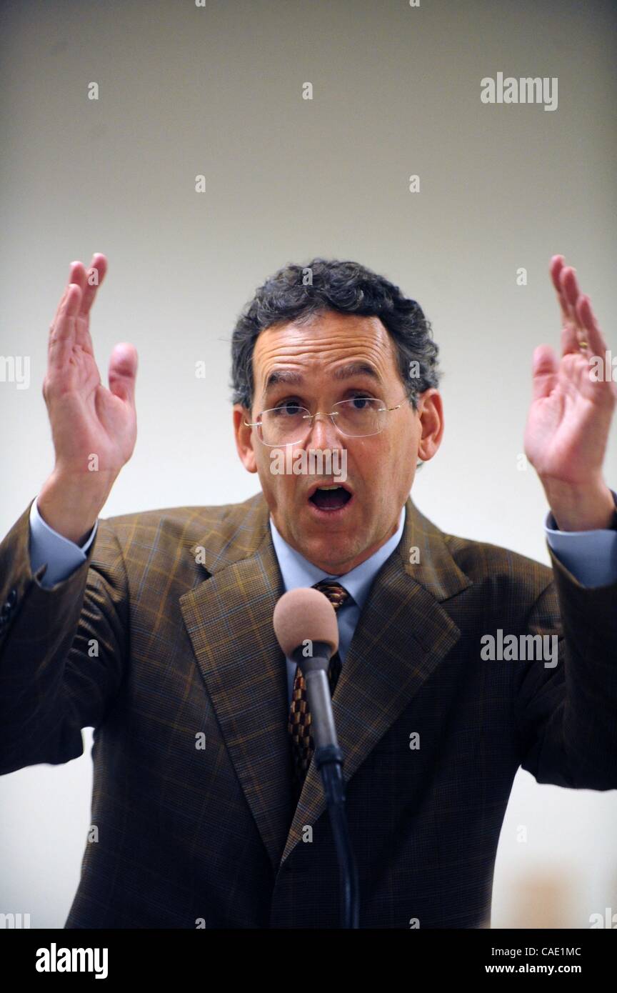 15 penn plaza hi-res stock photography and images - Alamy