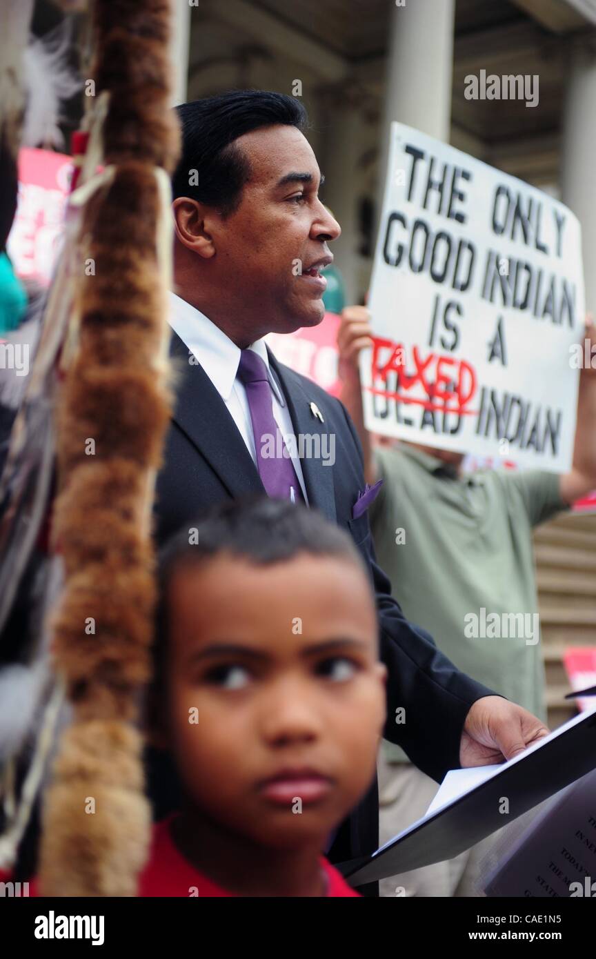 Aug. 23, 2010 - Manhattan, New York, U.S. - LANCE GUMBS of the National ...