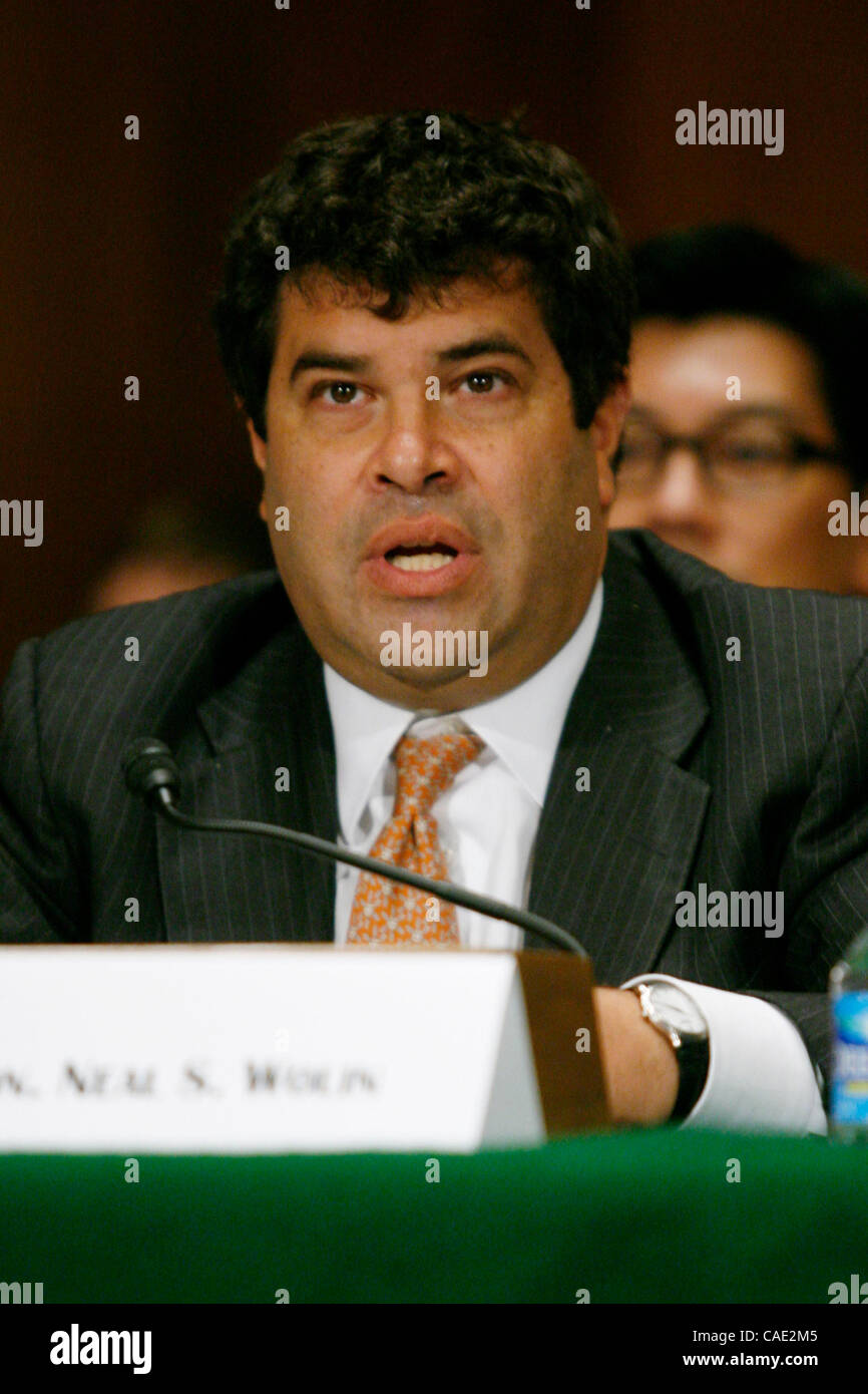 Deputy treasury secretary neal wolin hi-res stock photography and ...
