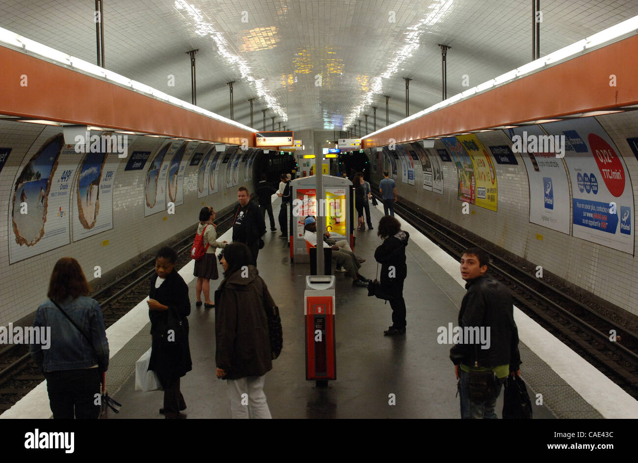 Metro de paris is the rapid transit metro in paris hi-res stock ...