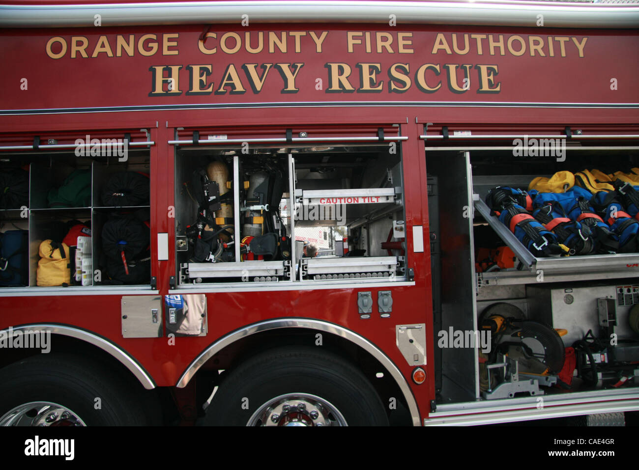 Heavy rescue hi-res stock photography and images - Alamy