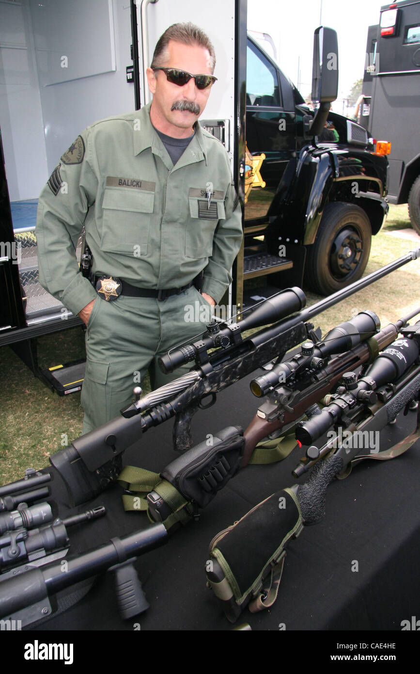Aug. 28, 2010 - Dana Point, California, U.S. - SWAT team high powered ...