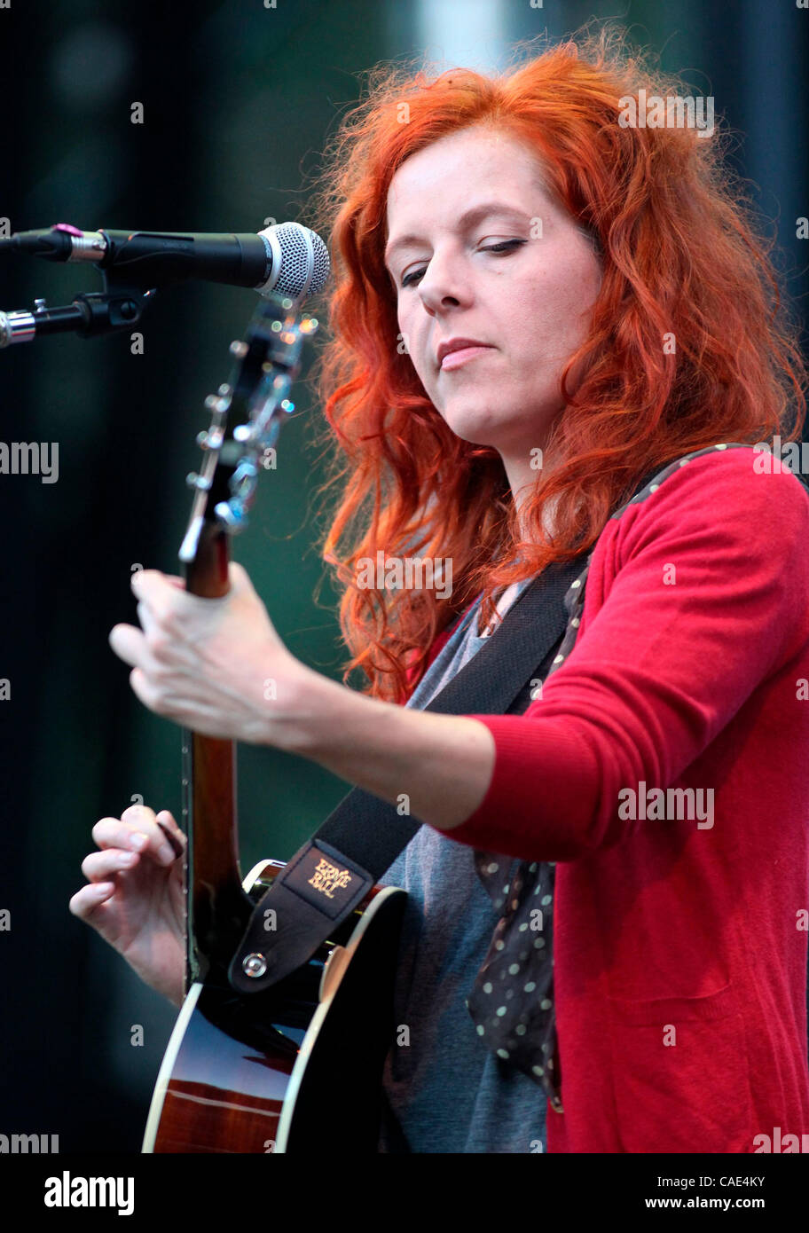 Neko case hi-res stock photography and images - Alamy
