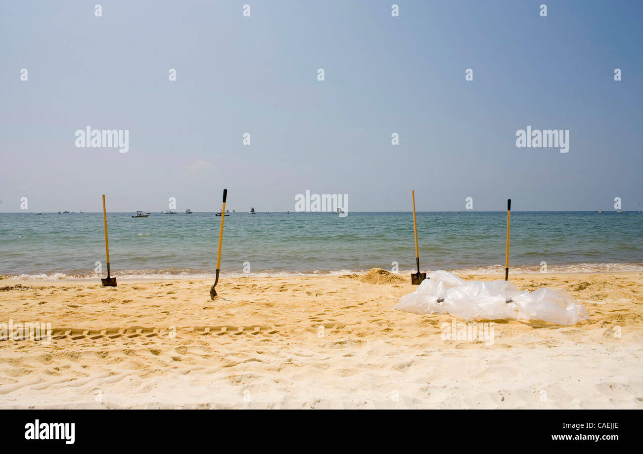 Deepwater horizon oil spill alabama hi-res stock photography and images ...