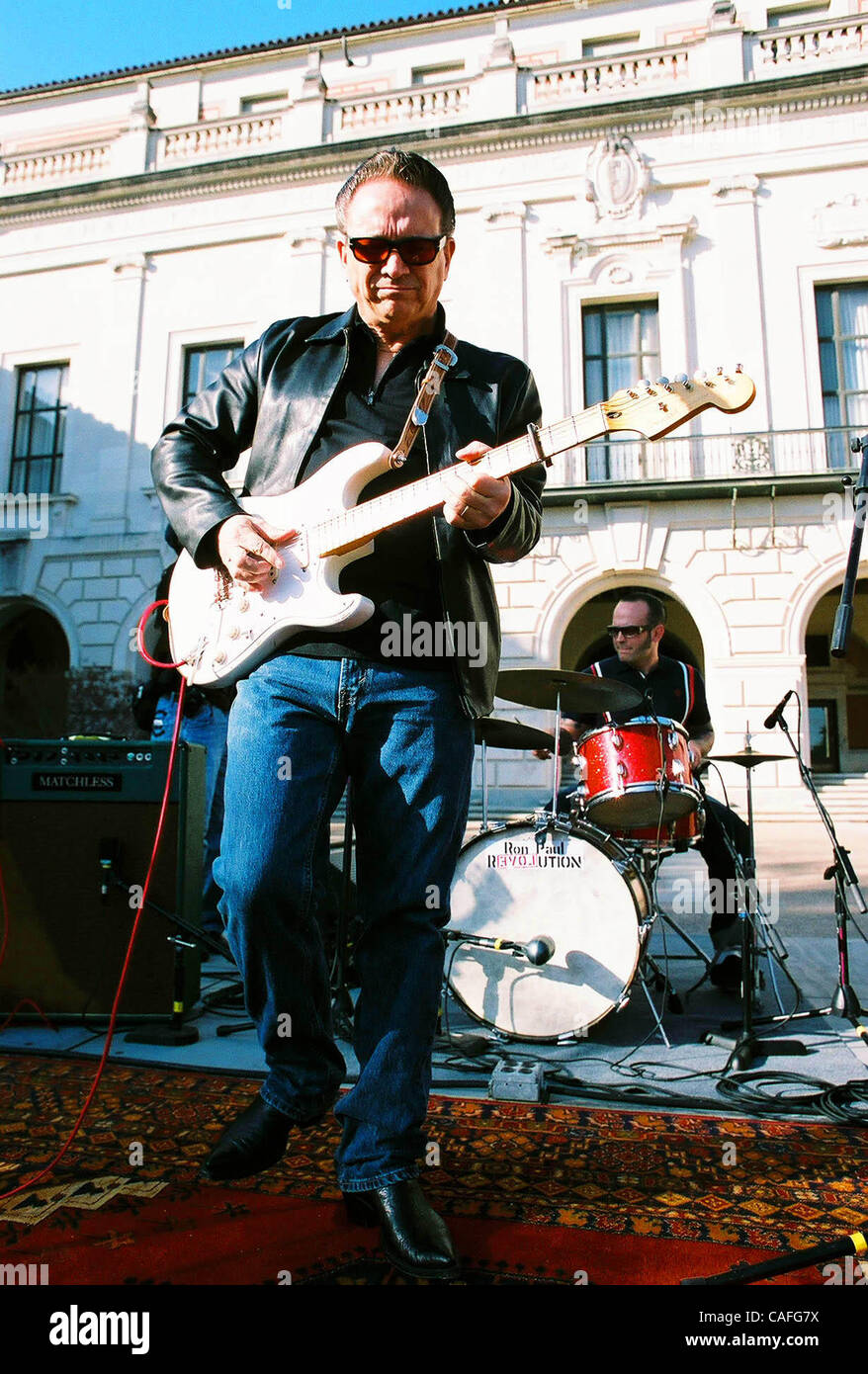 Jimmie vaughan hi-res stock photography and images - Alamy
