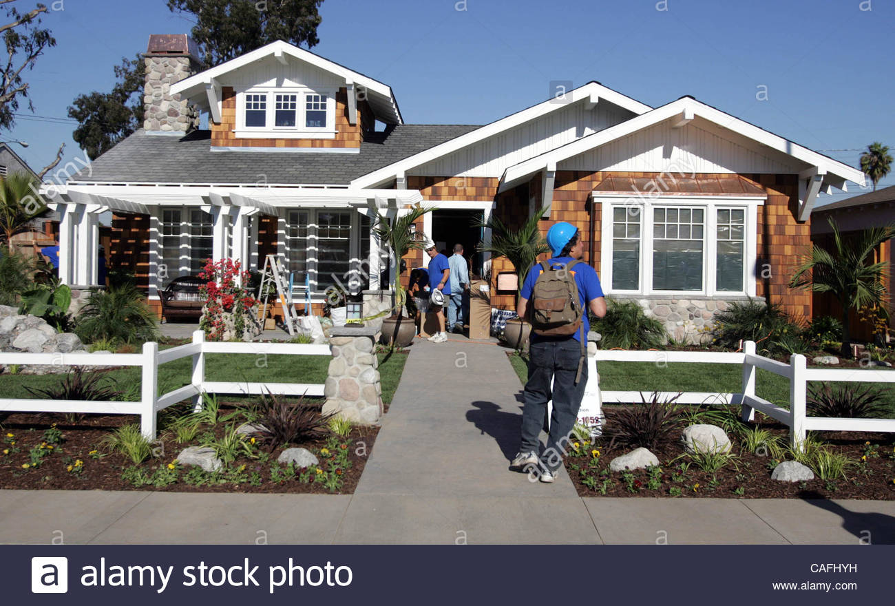 Lapd Officer High Resolution Stock Photography and Images - Alamy