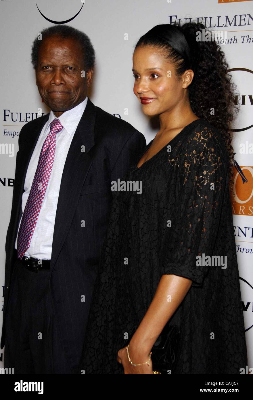 Oct. 24, 2007 - Hollywood, California, U.S. - Sidney Poitier and Sydney ...