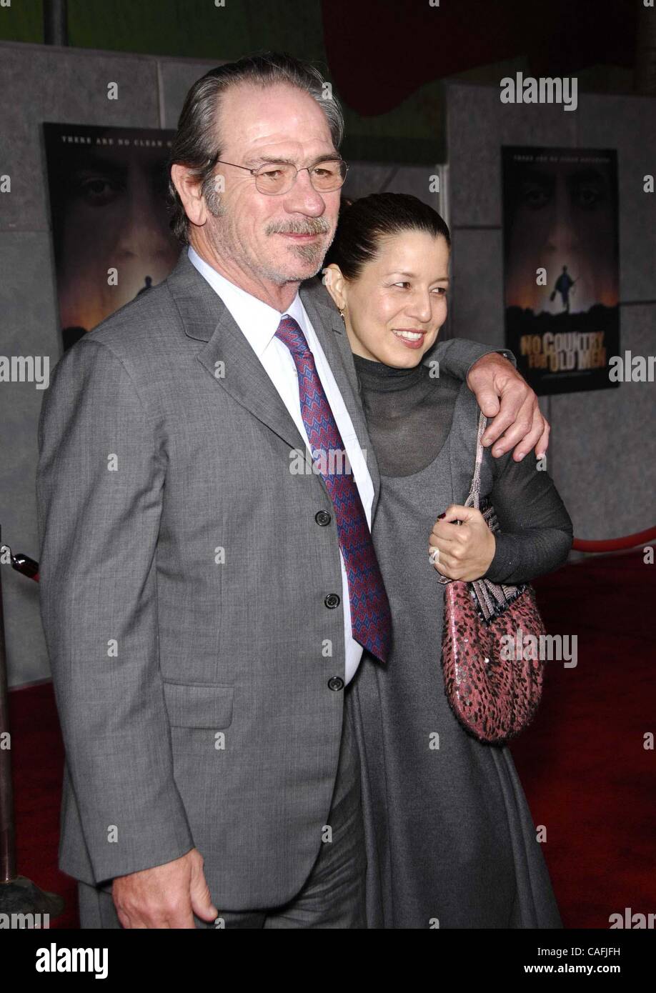 Nov. 4, 2007 - Hollywood, California, U.S. - Tommy Lee Jones and Dawn ...