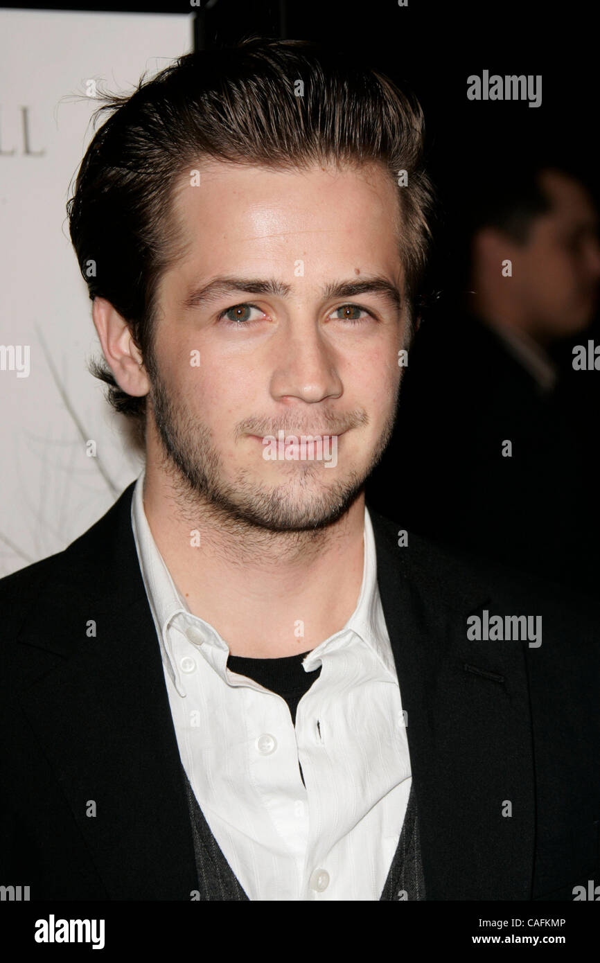 Actor michael angarano hi-res stock photography and images - Alamy