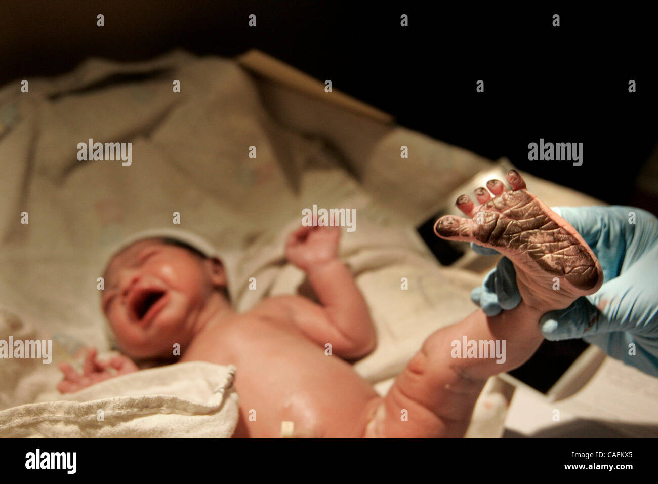 Toe prints hi-res stock photography and images - Alamy