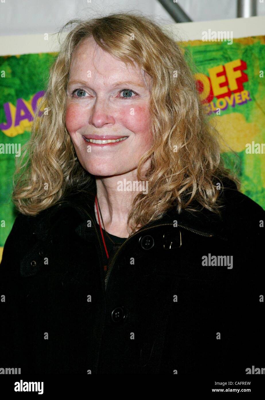 Feb. 19, 2008 - New York, New York, U.S. - K56709TGA.BE KIND REWIND ...