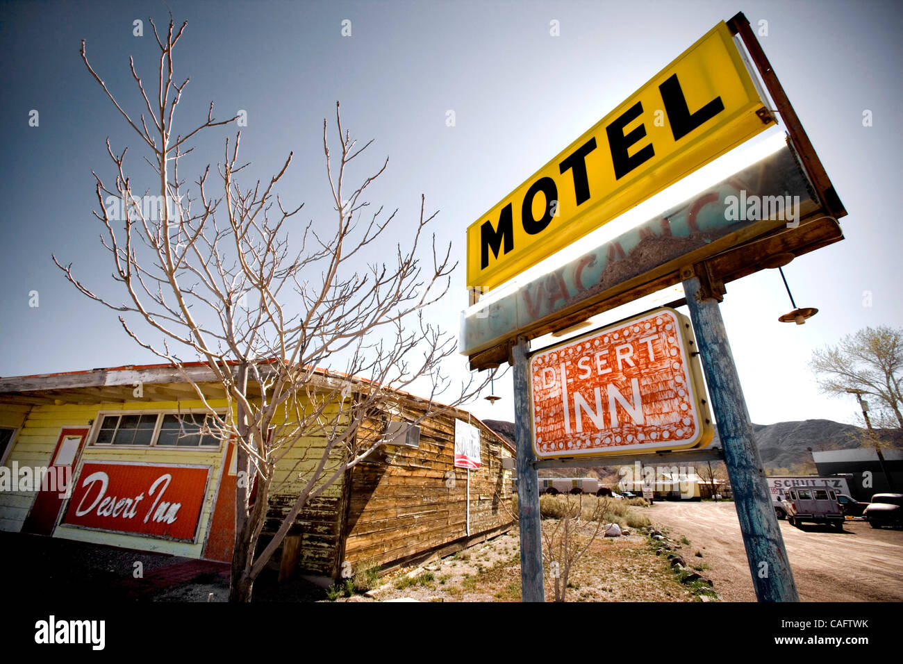 Old wooden shack in desert hi-res stock photography and images - Alamy