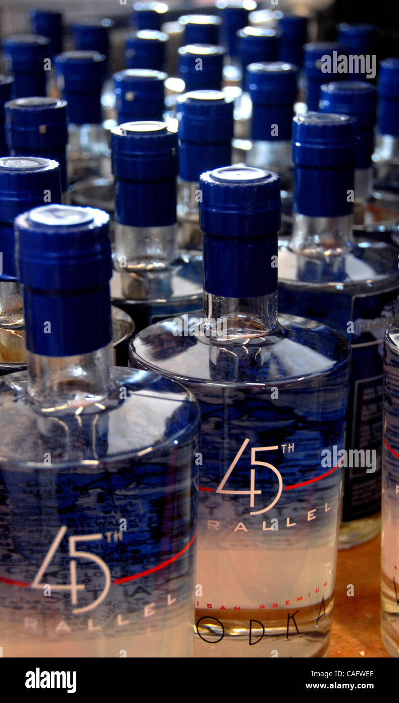 45th parallel hi-res stock photography and images - Alamy