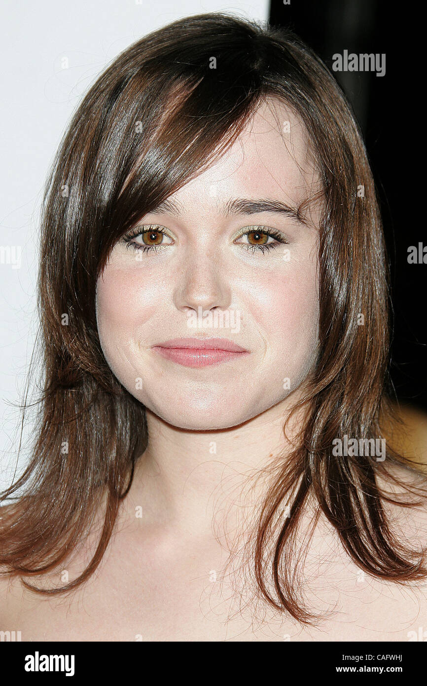 Ellen page juno hi-res stock photography and images - Alamy