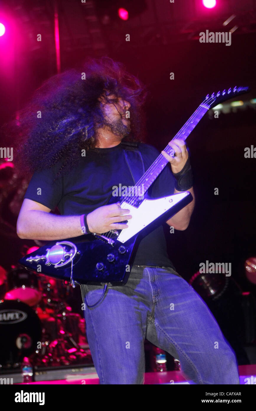 Coheed and Cambria performing at Madison Square Garden on February 21 ...