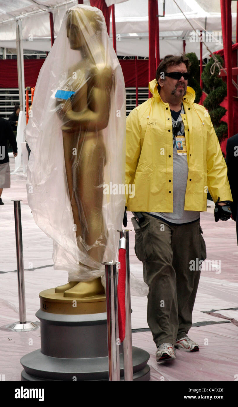 Feb 22, 2008 - Los Angeles, CA, USA - Oscar statues are covered in ...