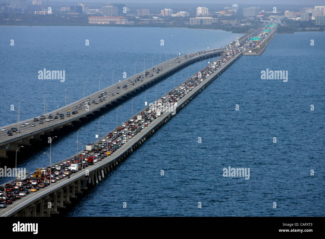 Dateline hi-res stock photography and images - Alamy
