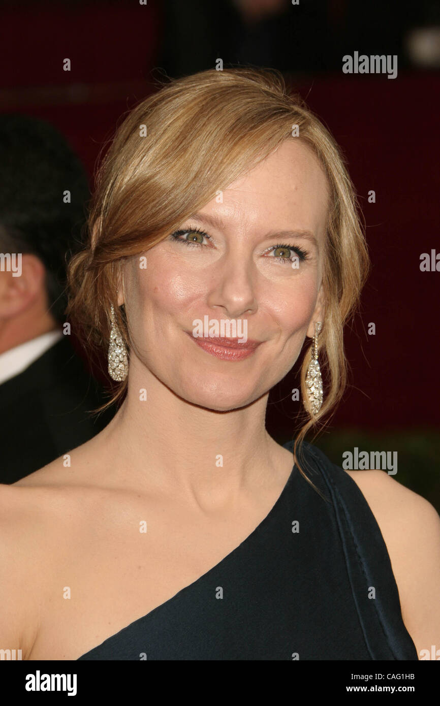 Feb 24, 2008 - Hollywood, California, USA - AMY RYAN arriving at the ...