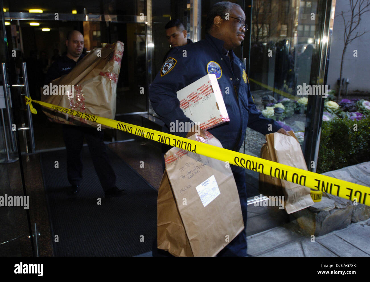 Nypd csi officers remove evidence hi-res stock photography and images ...