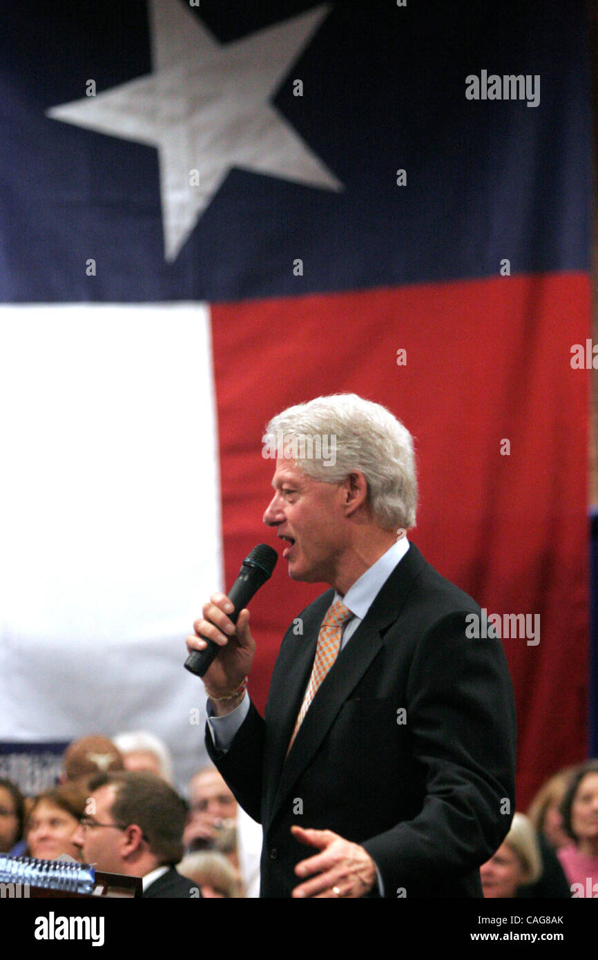 Feb 15, 2008 - Tyler, Texas, USA - Former President BILL CLINTON ...