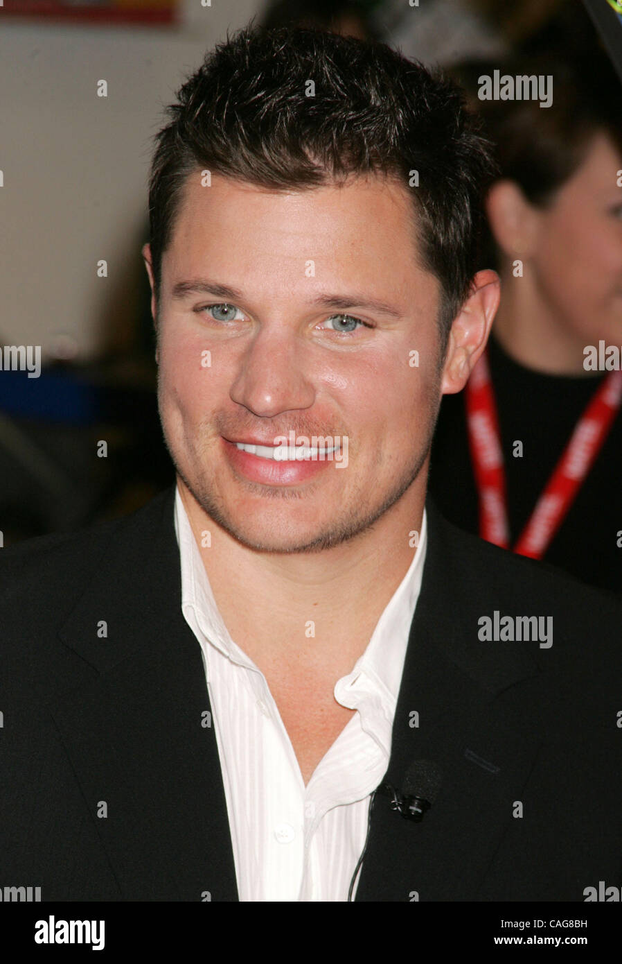 Singer NICK LACHEY unveils the one-of-a-kind 40th anniversary diamond ...