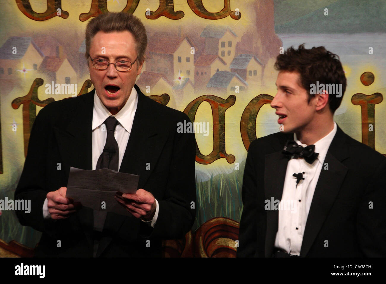 Hasty pudding theatricals hi-res stock photography and images - Alamy