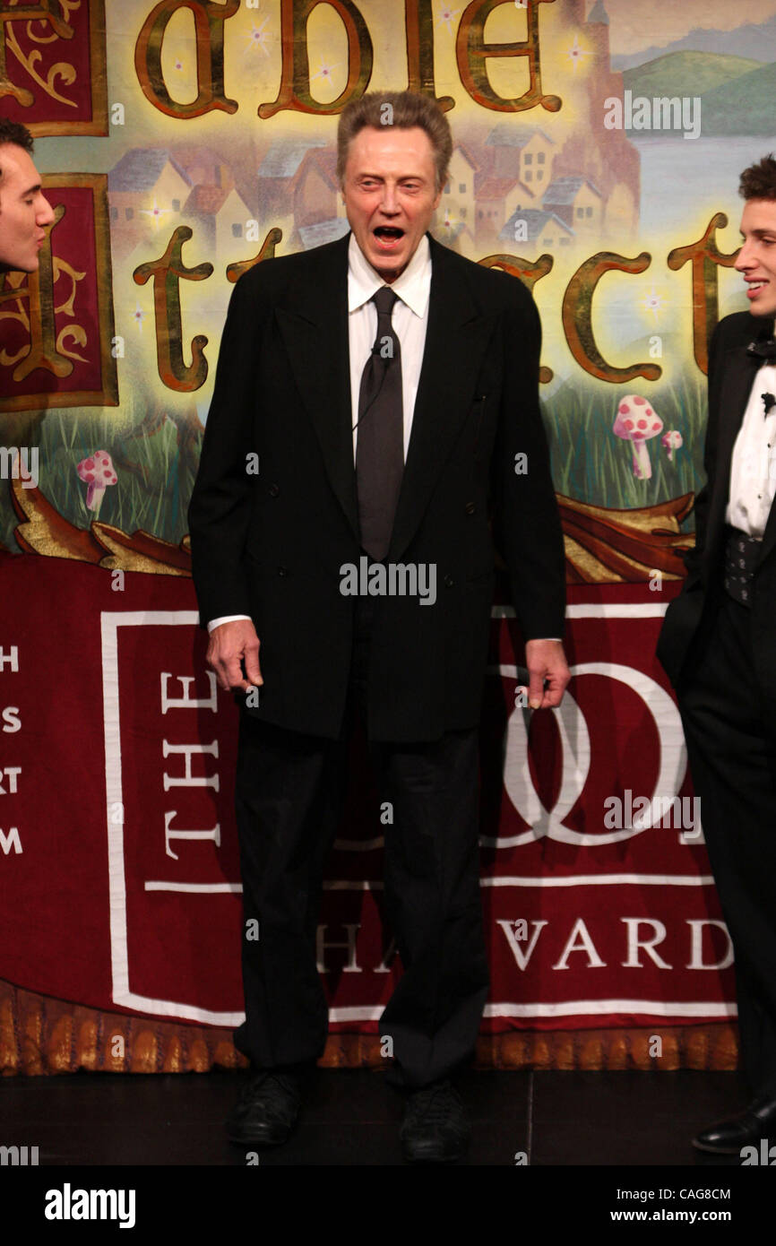 2-15-08- CAMBRIDGE, MA Actor Christopher Walken receives the 2008 Hasty ...