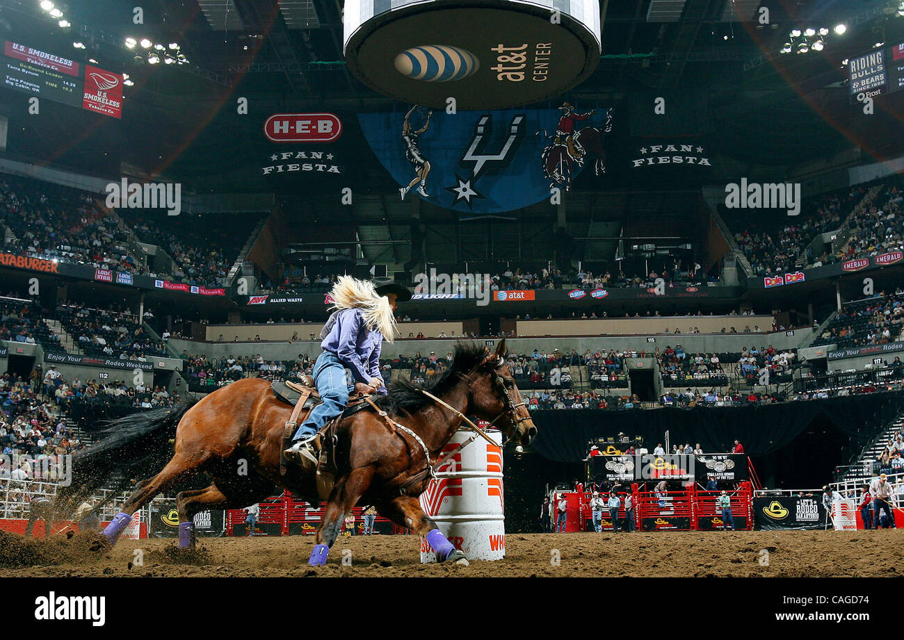 FOR METRO - Tana Poppino, from Big Cabin, OK, competes in the Barrel ...
