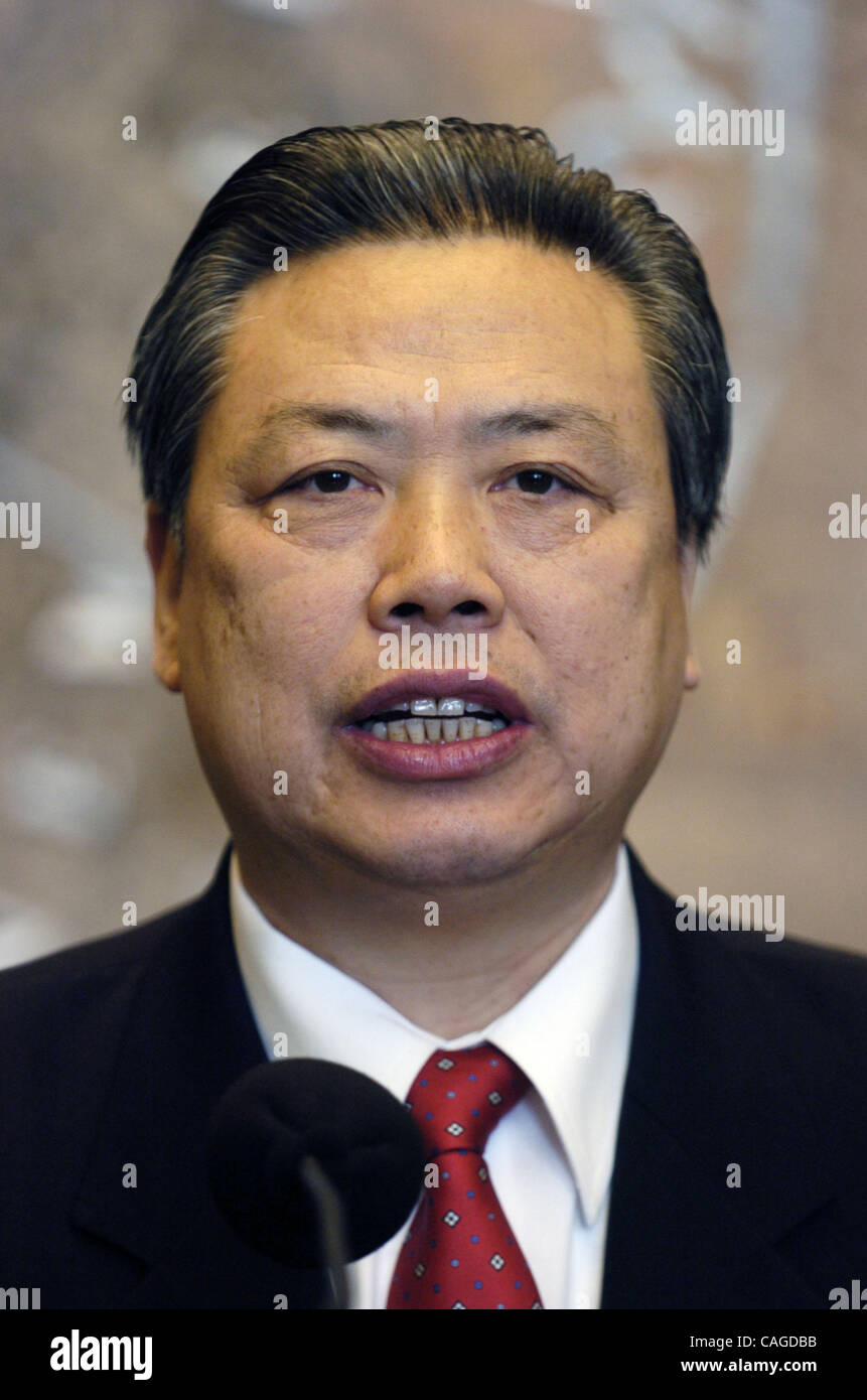 Consul Ambassador General Peng Keyu, on behalf of the Consulate General ...