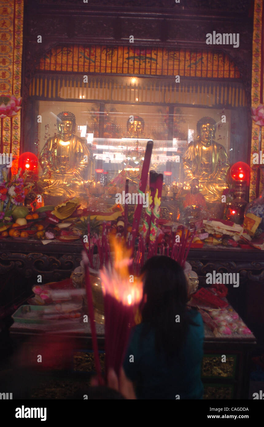 Indonesian ethnic Chinese pray during Chinese New Year celebration at ...