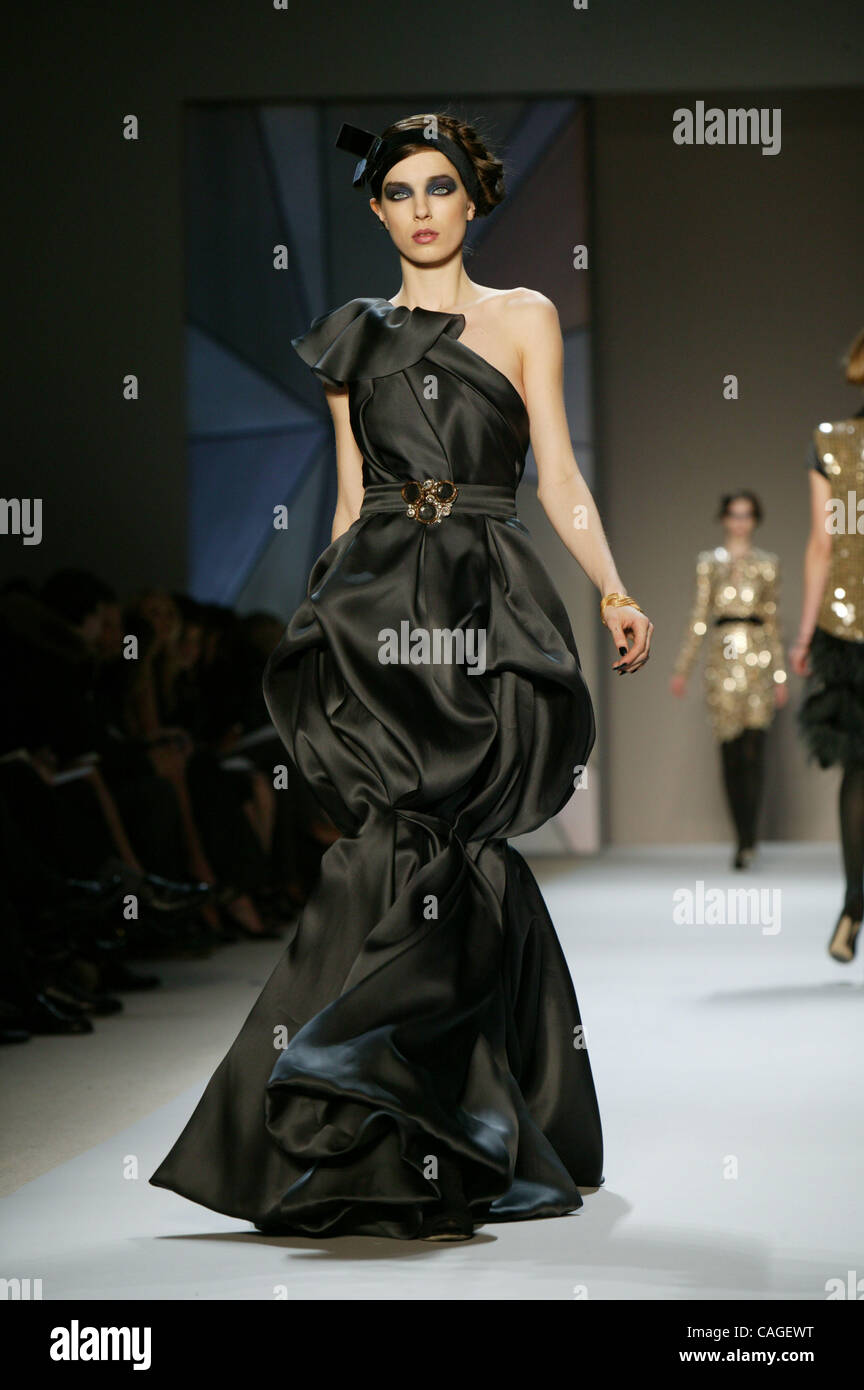 Feb 07, 2008 - New York, New York, USA - Model on the runway for the ...