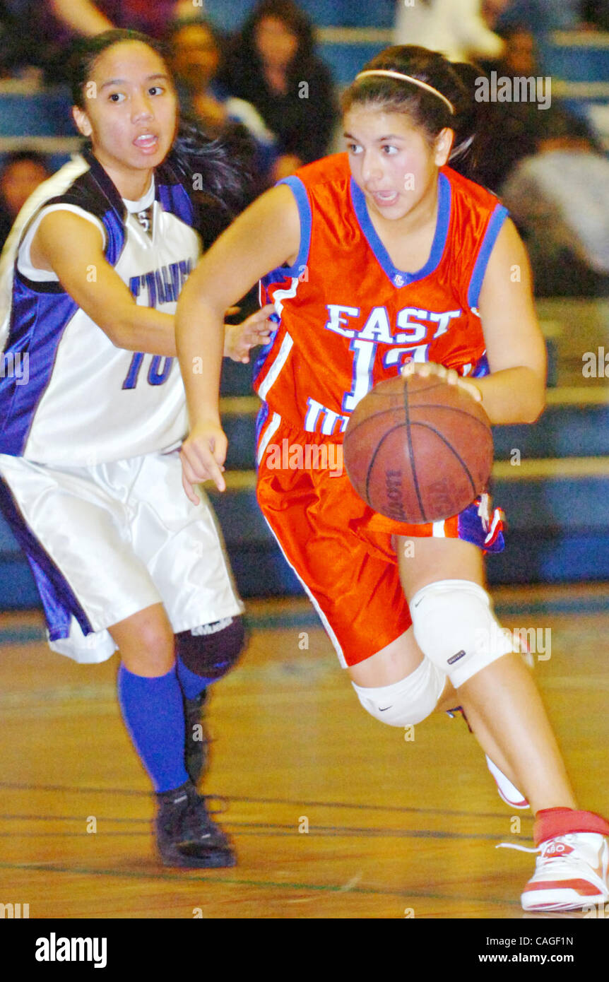 East Union basketball player Ashley Rose moves past Sierra's Ashley ...