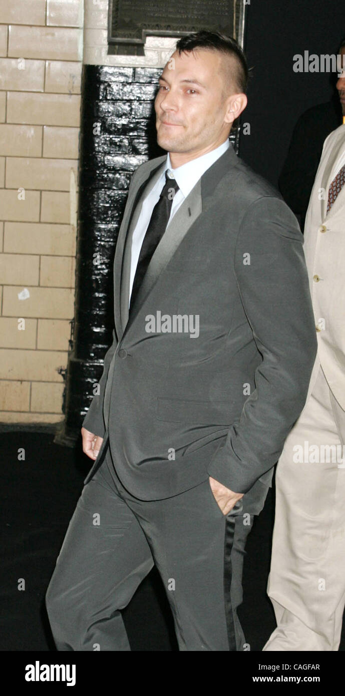 Feb 08, 2008 - New York, NY, USA - Singer KEVIN FEDERLINE arrives to ...