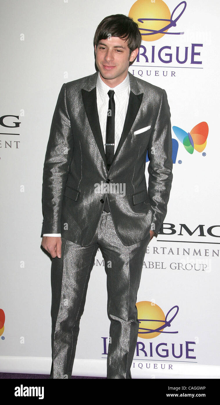 Dj mark ronson hi-res stock photography and images - Alamy